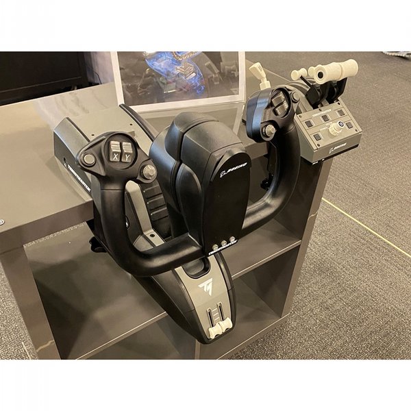 ג'ויסטיק ומצערת Thrustmaster TCA Yoke Pack Boeing Edition | להנחה חפשו ...