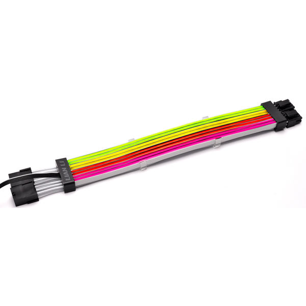 כבלים מעוצבים עם תאורת LED לפנים המארז מבית Lian Li!